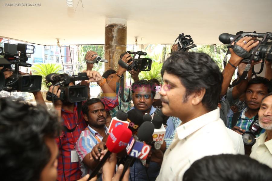Akkineni Nagarjuna Family at sai baba Temple on 22nd May 2014 / Akkineni Nagarjuna - Bollywood ...